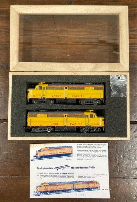 ② Fleischmann H0 - 1341/1342 U - Train miniature (2) - Alco F7 ...