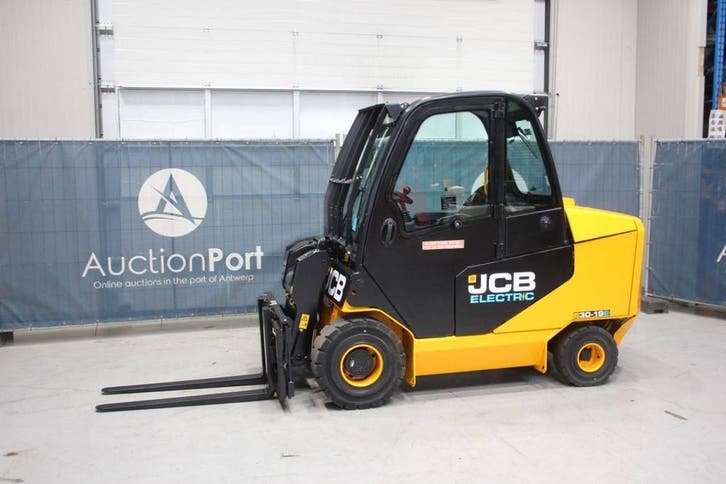 ② Veiling: Verreiker JCB TLT30-19E Elektrisch 3000kg 4.3m — Machines ...