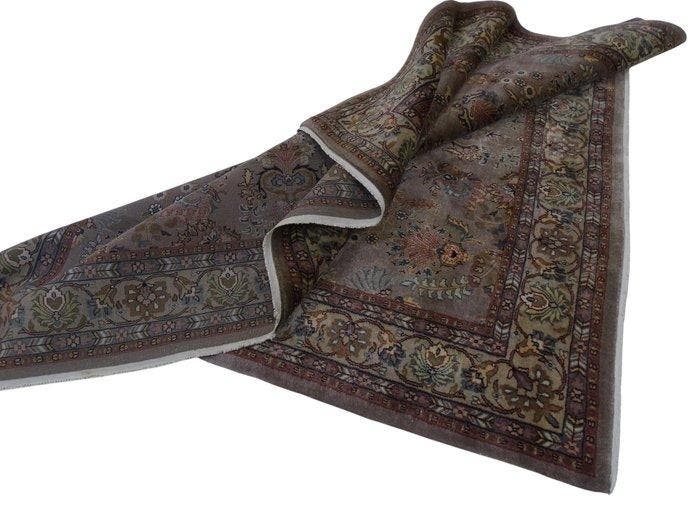 ② Tabriz - No-Reserve - Nettoyé - Tapis - 250 cm - 245 cm — Stoffering ...