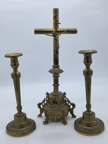 ② Crucifix - Messing - 1950-1960 - Altaarset - kruisbeeld en ...
